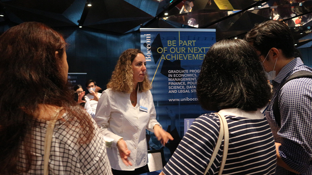 Suksesnya Acara Pameran Pendidikan S2 Luar Negeri Terbesar di Jakarta ...